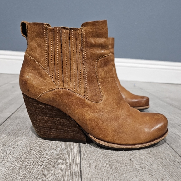 Kork-Ease | Shoes | Korkease Women Distressed Tan Brown Leather Block ...